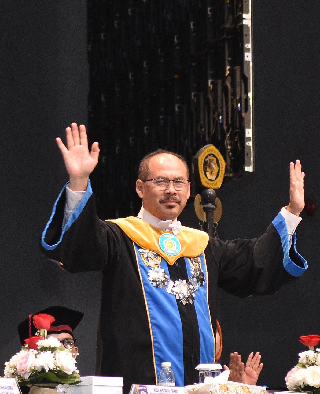 Doktor Ilmu Manajemen UNIKOM